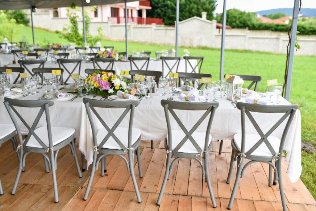 11 Ideas for an Elegant Outdoor Party - jiemei