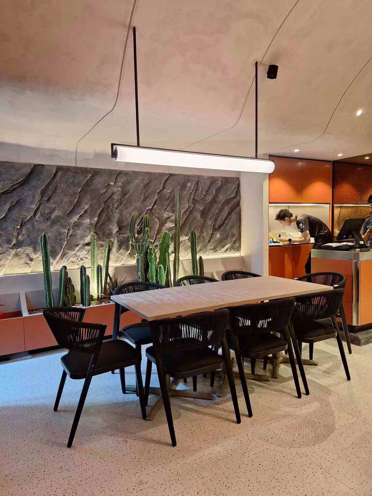 Rope Chair Integrated Into Restaurant Dining Space - jiemei